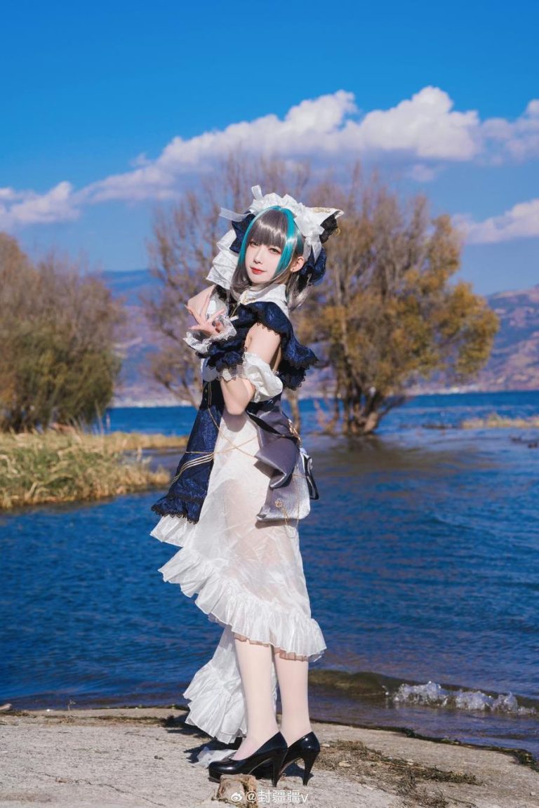 好看的cos不嫌多！草莓味的奈奈兔黑胶套装，等你来攻略 - 品百颜